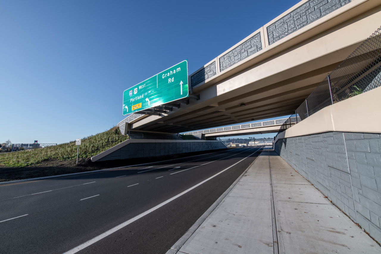 I-84 Graham Road Bridges - David Evans and Associates, Inc.