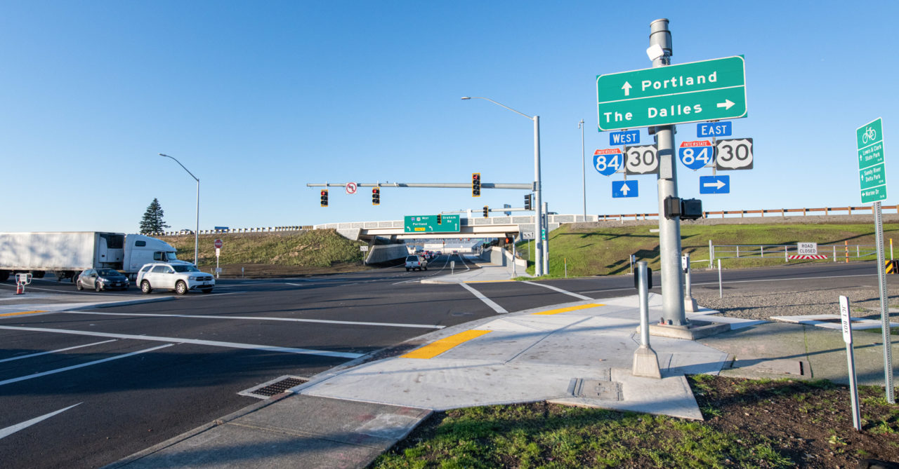 I-84 Graham Road Bridges - David Evans and Associates, Inc.